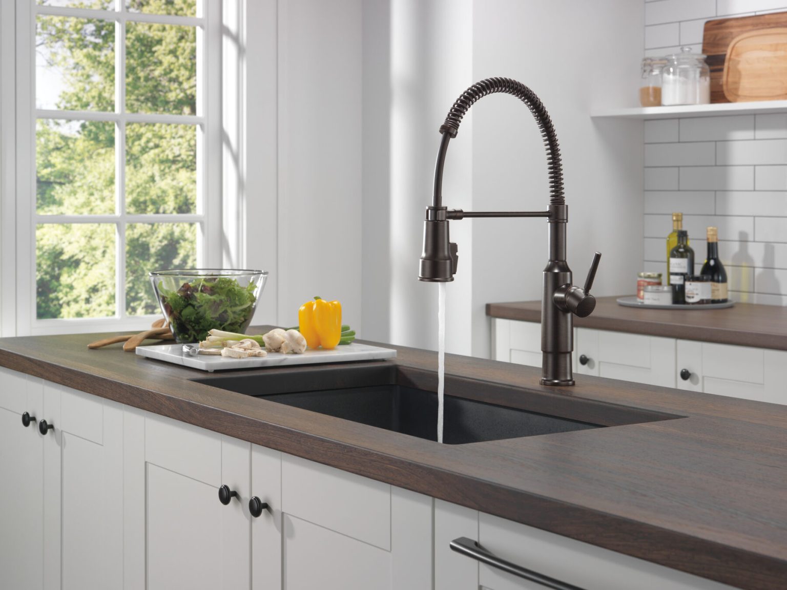 How To Fix A Leaky Kitchen Faucet - Step By Step - Avitas Home